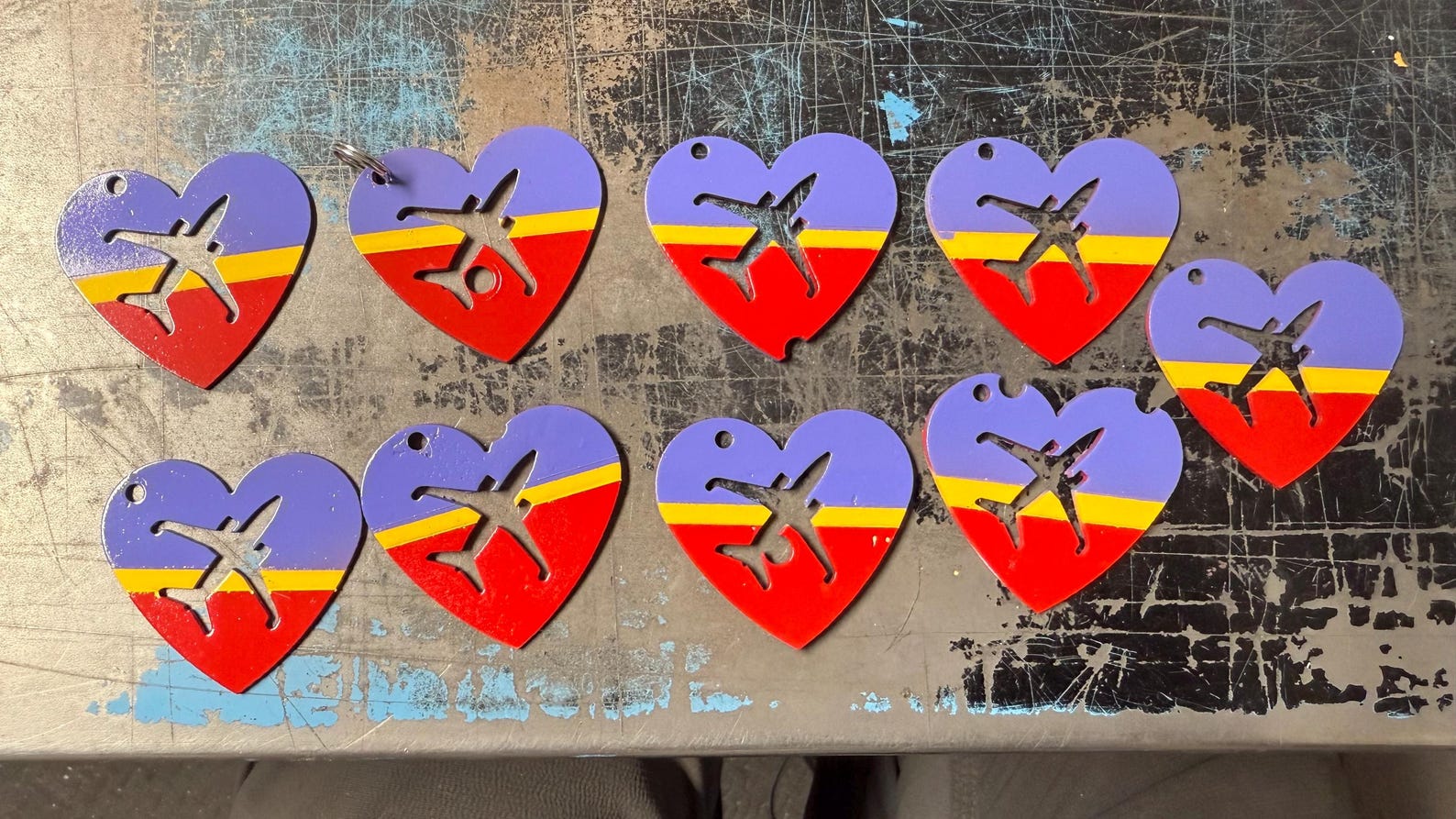 Boeing 737 Skin Heart Key Fobs - Painted Hearts N429WN - Etsy