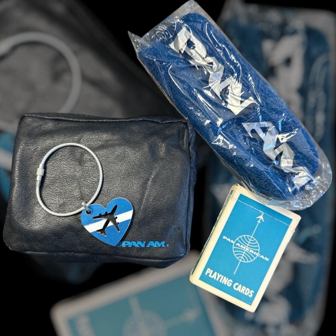 Vintage Pan Am Amenity Kit With B747 Aircraft Skin Heart Luggage / Key ...