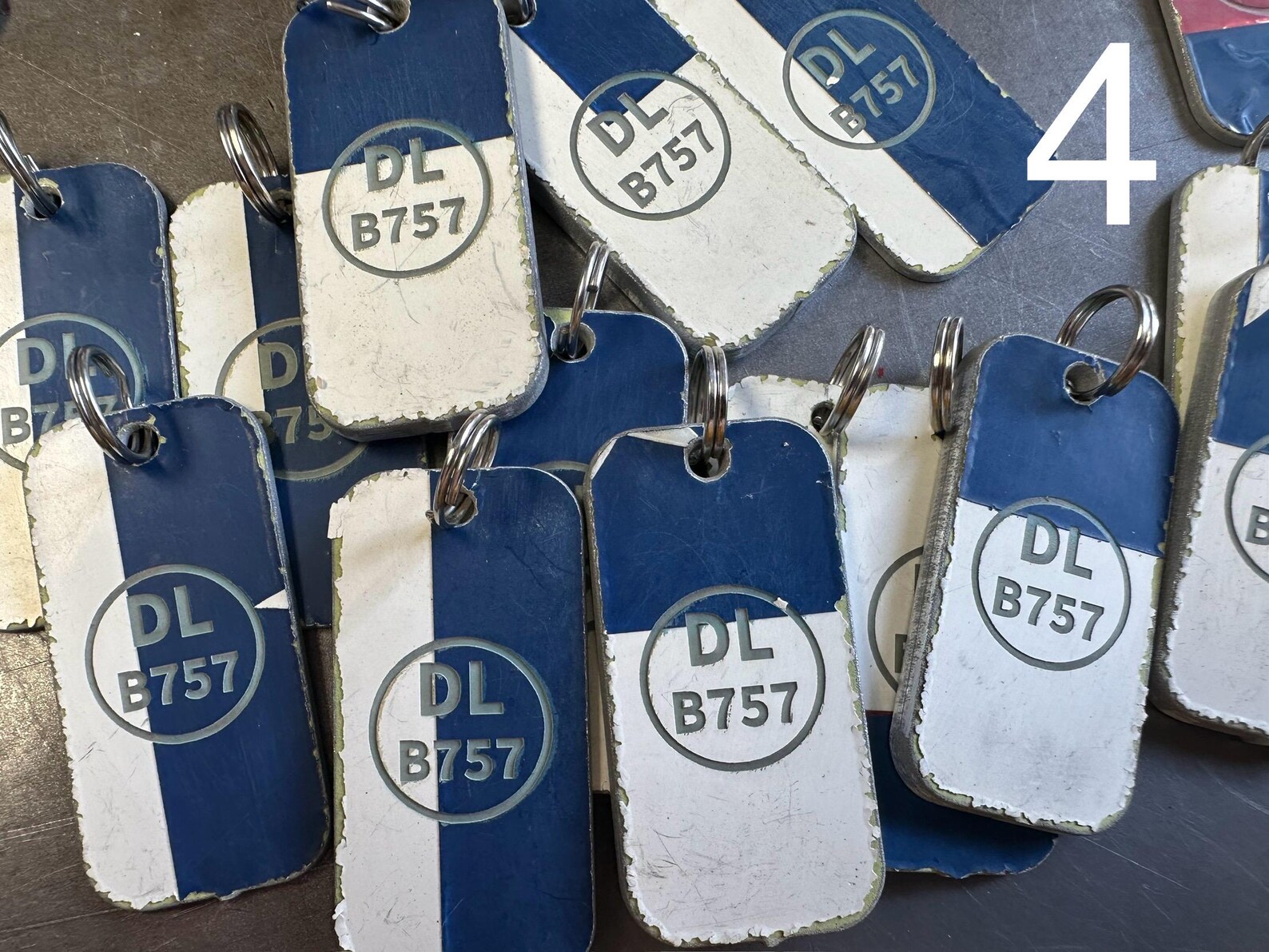 Delta B757 Fuselage Skin Key Fob - Etsy