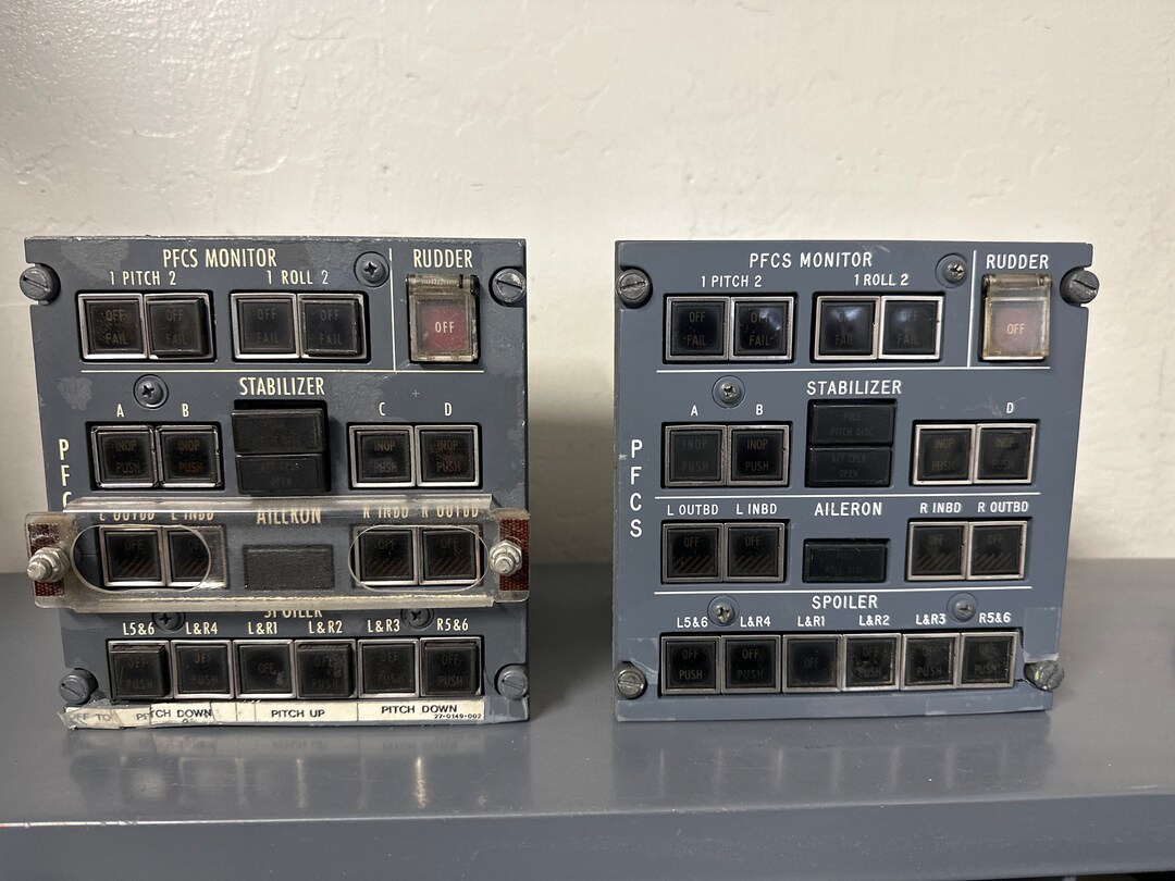 Retired PFCS Monitor Cockpit Instrument - Etsy Canada