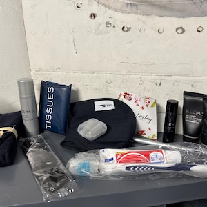 British Airways First Class Amenity Kit & BA A320 Luggage Tag - Etsy