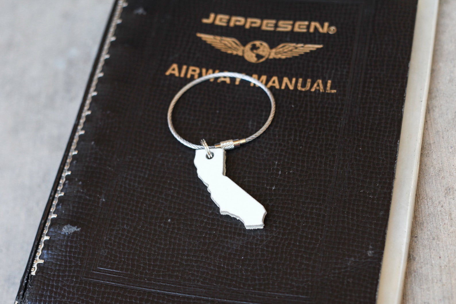 Authentic California One Boeing 737 Fuselage Key Fob - Etsy