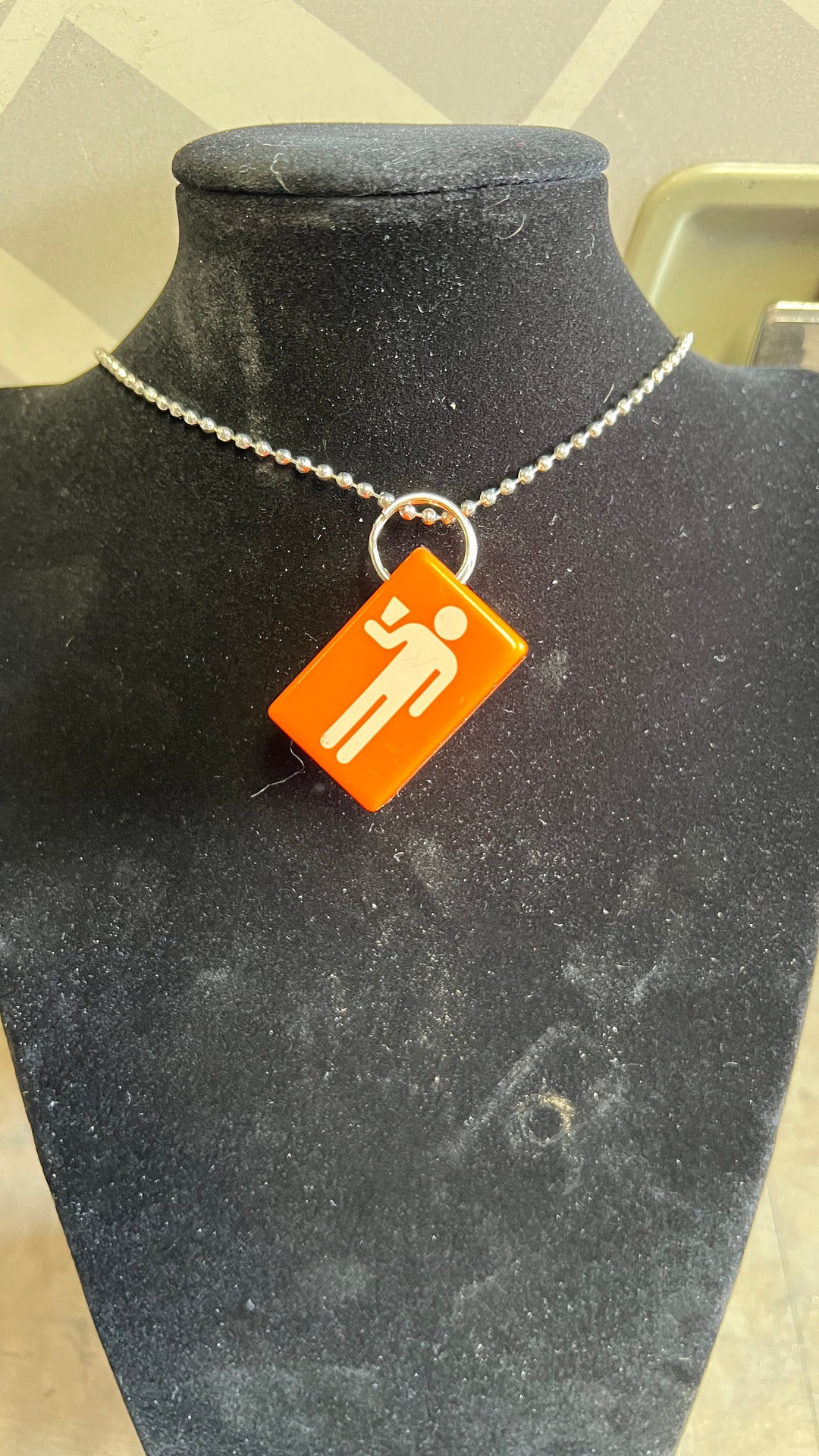 United Airlines B757 Call Button Key Chain or Necklace - Etsy