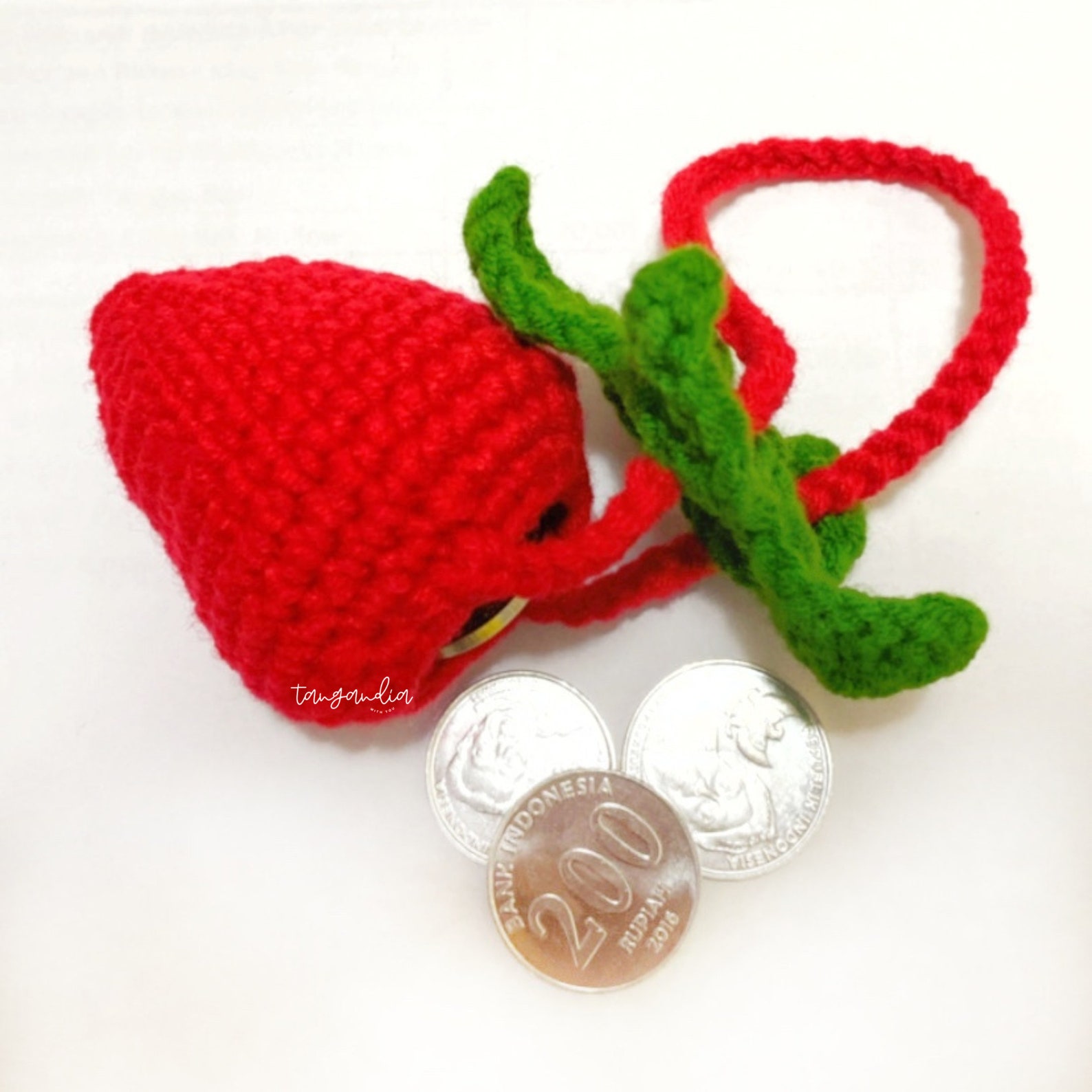 Crochet Strawberry Pouch Pattern: Amigurumi Coin Purse (PDF Pattern) - Etsy