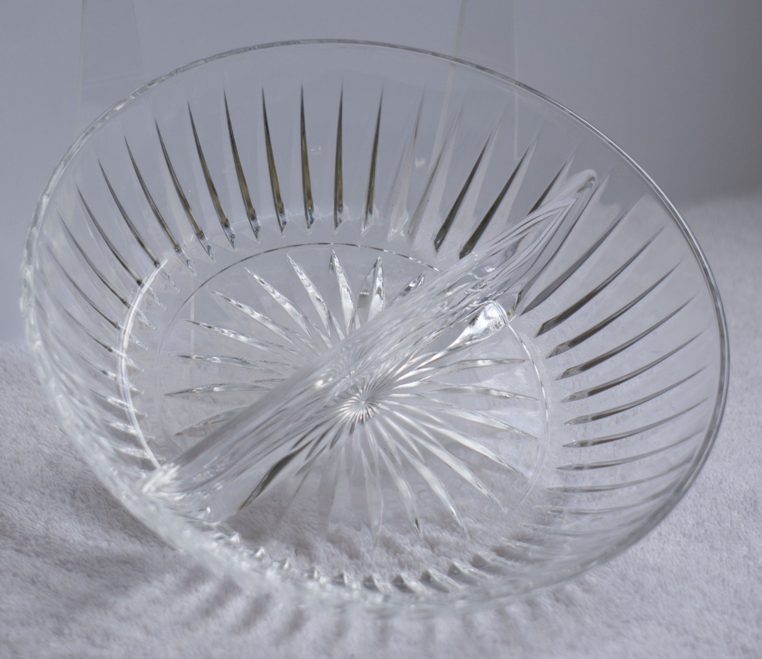 Large Mid Century Modern MCM Vintage Clear Ribbed Glass Divided Dish