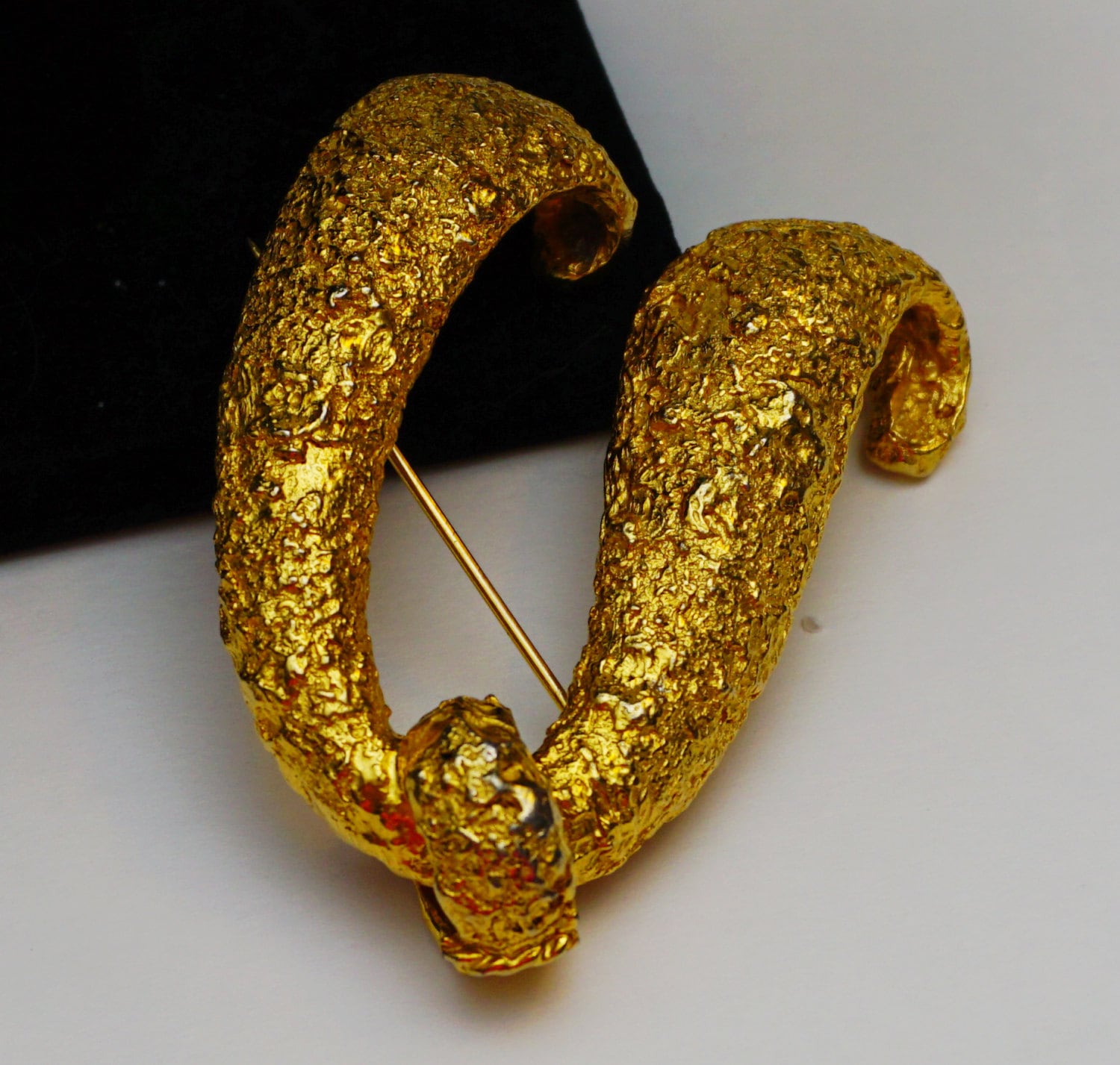 Vintage 1959 Brania Mimi Di N Gold Tone Avante Garde Brooch RARE