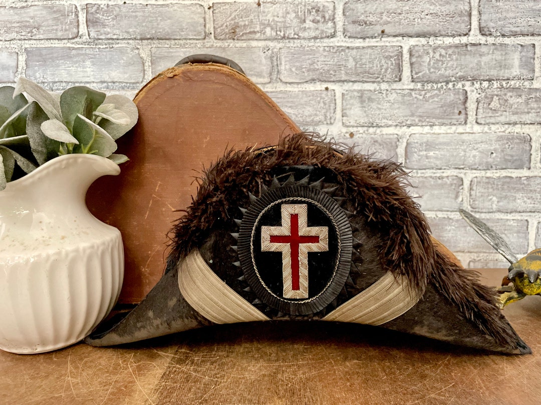 Antique Knights Templar Feathered Chapeau Hat With Case Fraternal ...