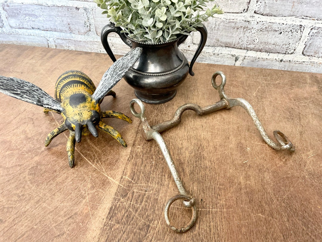 Vintage Metal Horse Bit! Farmhouse Decor! Rustic Wall Decor! - Etsy