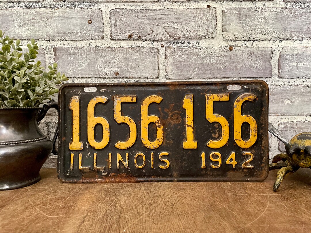 1942 Illinois License Plate! Rusty Patina! Vintage Car Tag! - Etsy