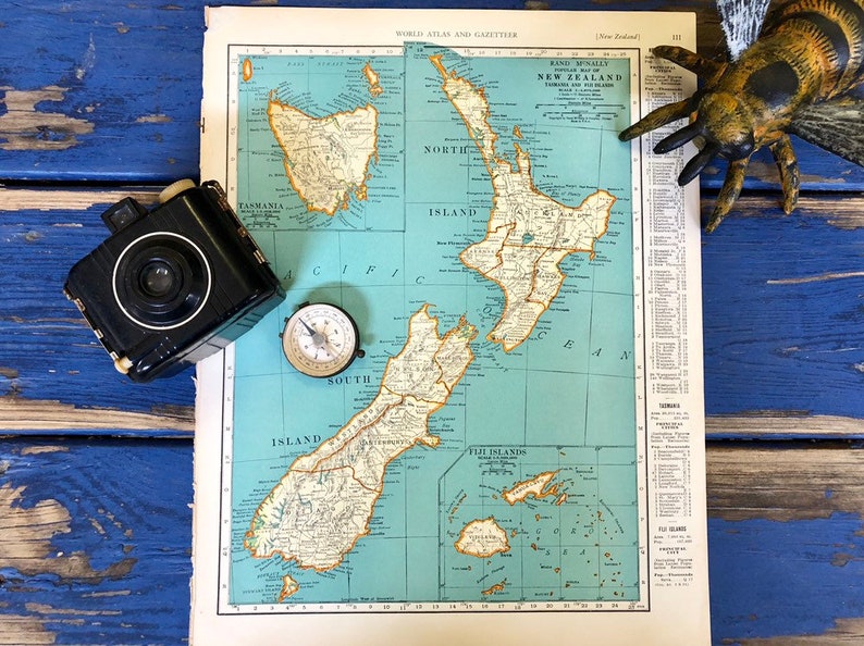 1930s Vintage New Zealand & Solar System Map: Atlas Print - Etsy