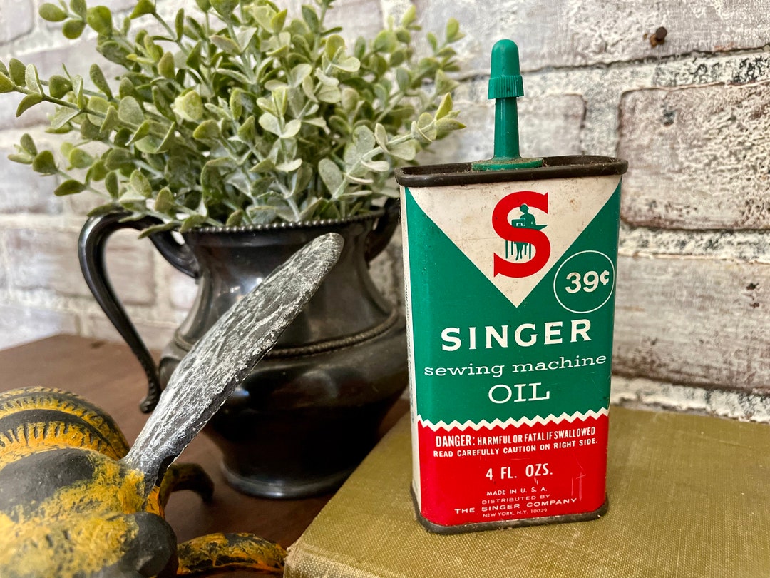 Singer Sewing Machine Oil Can! Vintage Sewing Machine Collectible ...
