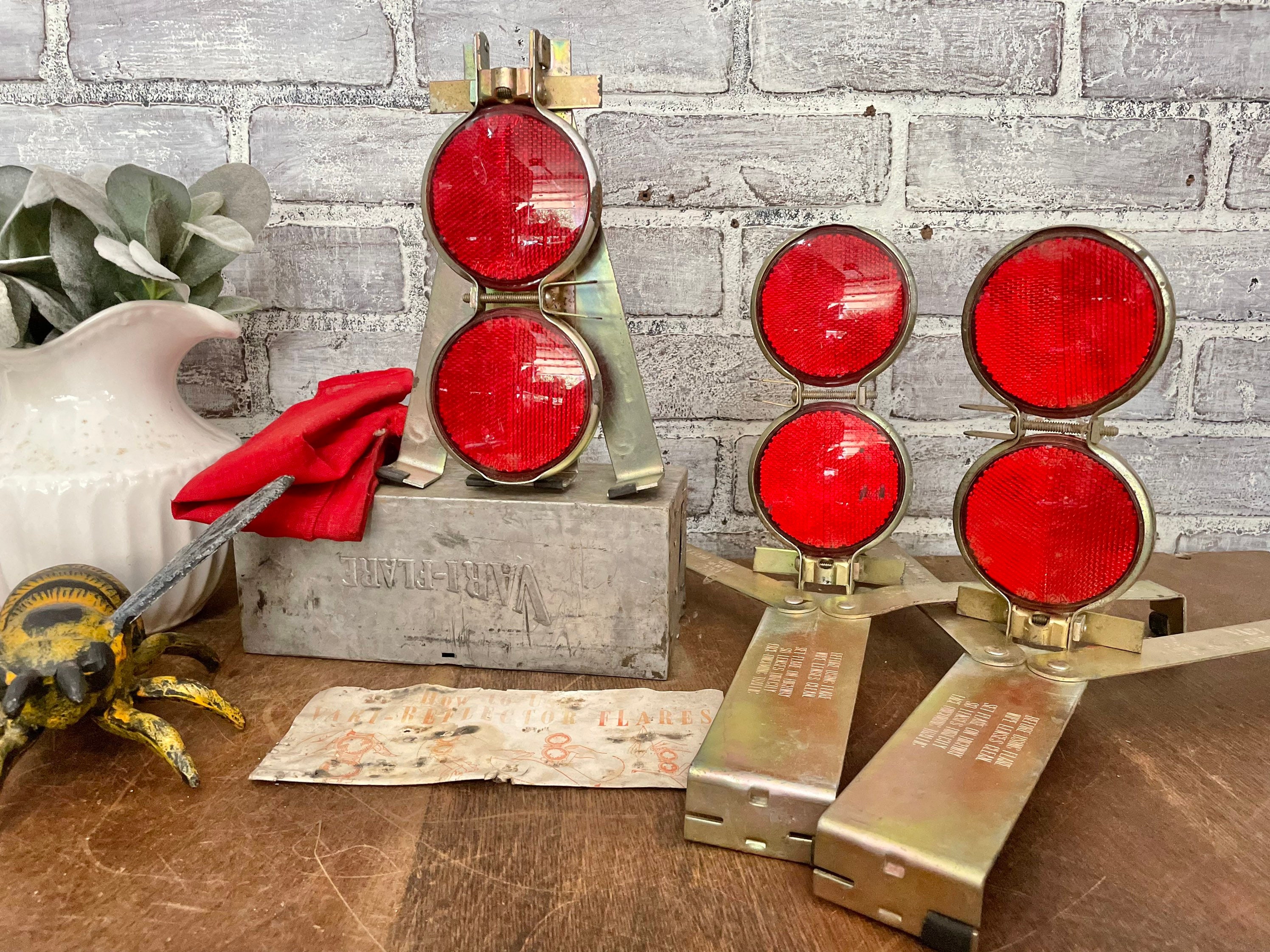Road Reflectors For Driveways