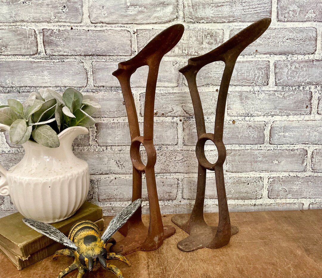 Unique Cast Iron Shoeshine Footrests! Set of 2! Metal Footrests ...