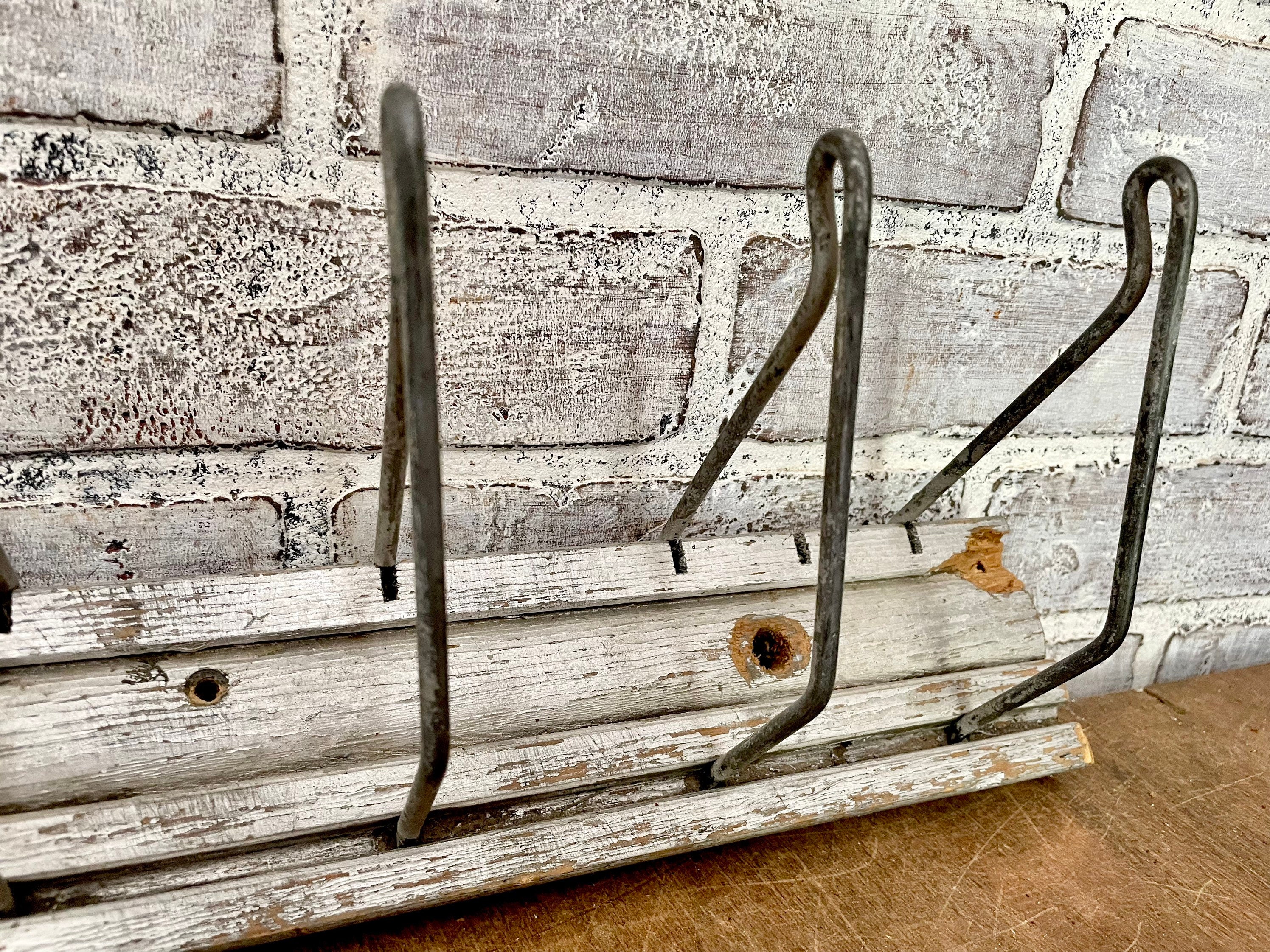 Repurposed Fan Belt Rack: Rustic Coat, Hat & Towel Holder - Etsy