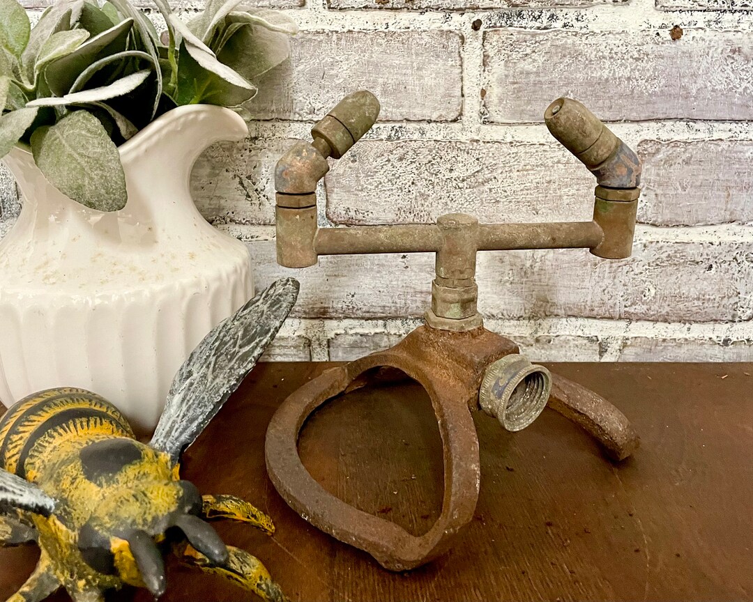 Cast Iron Lawn Sprinkler Antique Lawn Water Sprayer Rusty, Crusty ...