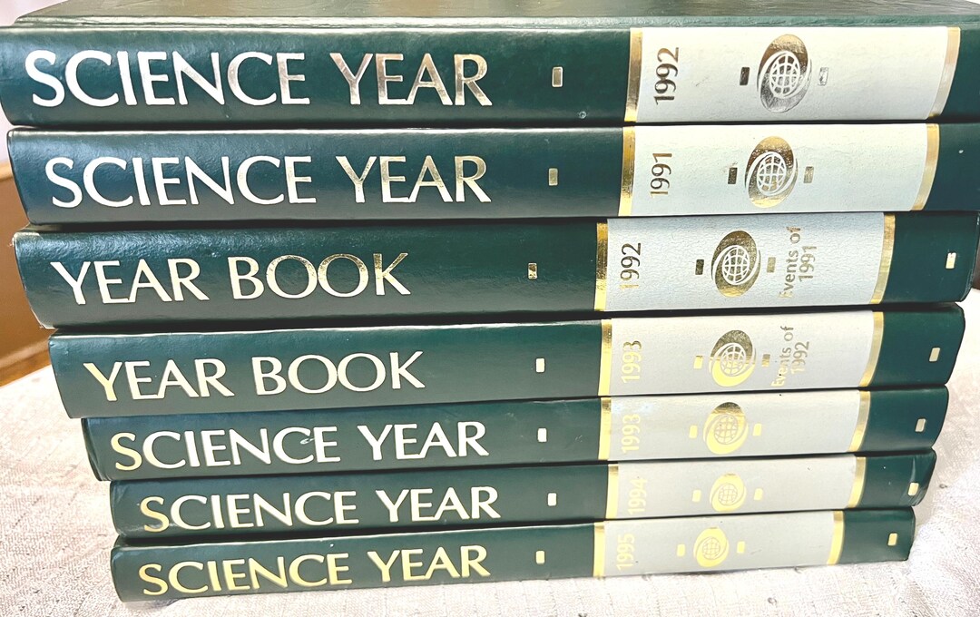 The World Book Science Year Annuals Set of 7 Vintage Science Books Faux ...