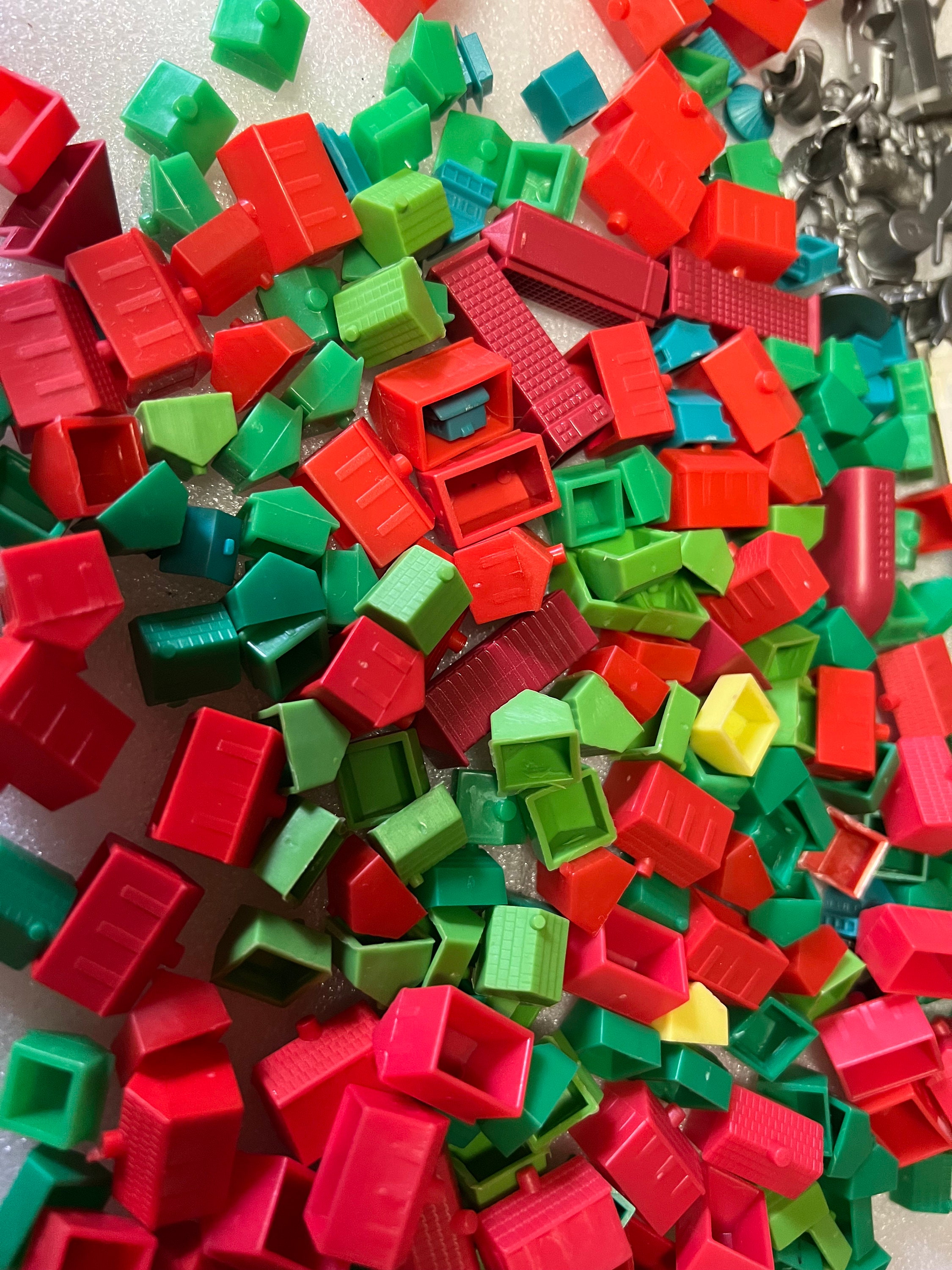 Monopoly Spare Parts Huge Lot Over 300 Items 50 Monopoly Motels 138 ... Monopoly Spare Parts Huge Lot Over 300 Items 50 Monopoly Motels 138 ...