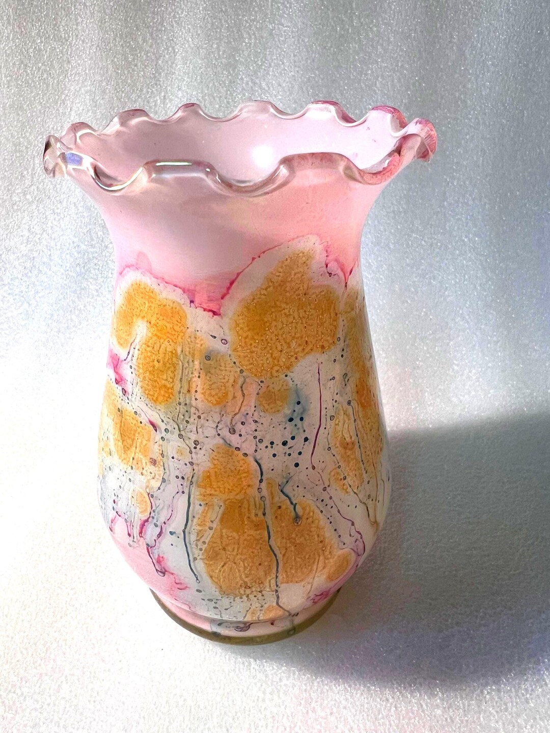 Vintage Simron Israel Hand Painted Art Glass Vase Pink Ruffled Top Pink ...