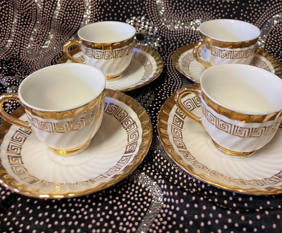 Vintage Japanese Tea Set Tiny Tea Cups Embellished in Gold 4 Cups 4 ...