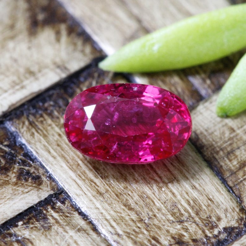 0.5 Ct. Natural Unheated/ Untreated Purplish-red Burmese Ruby With 2 ...