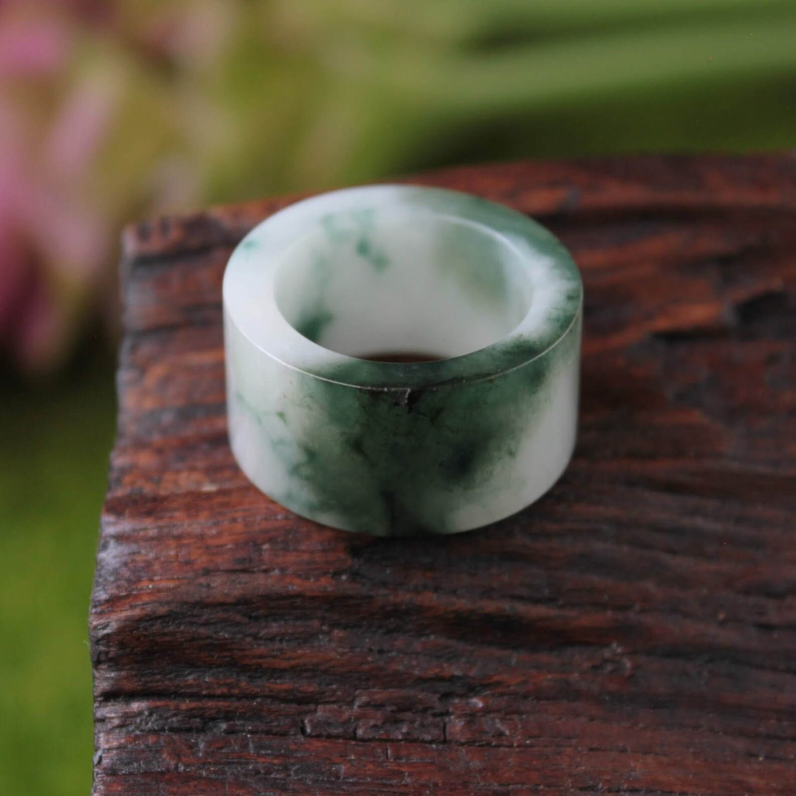 Icy Semi-translucent Jadeite Jade grade A Dark Green Vein Running ...