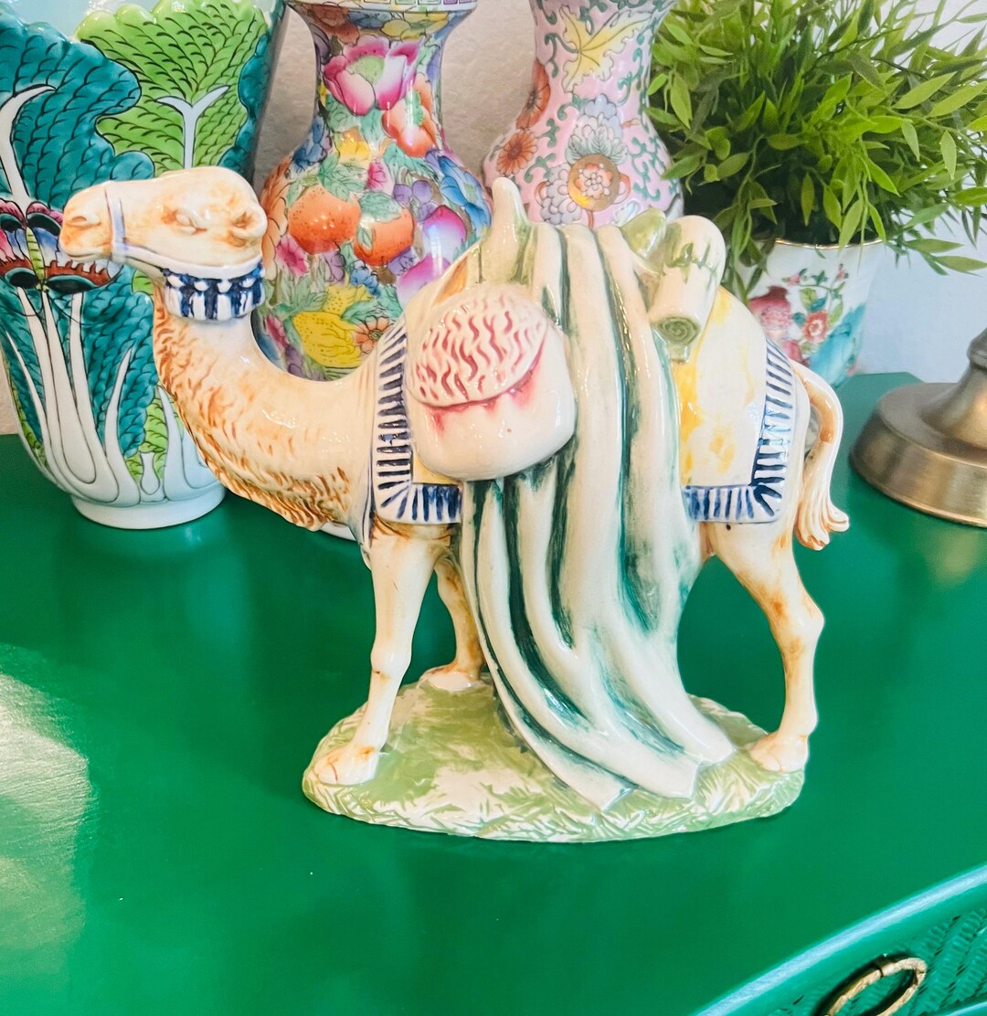 Vintage Chinoiserie Camel Ceramic Figurine, Hand Painted. - Etsy
