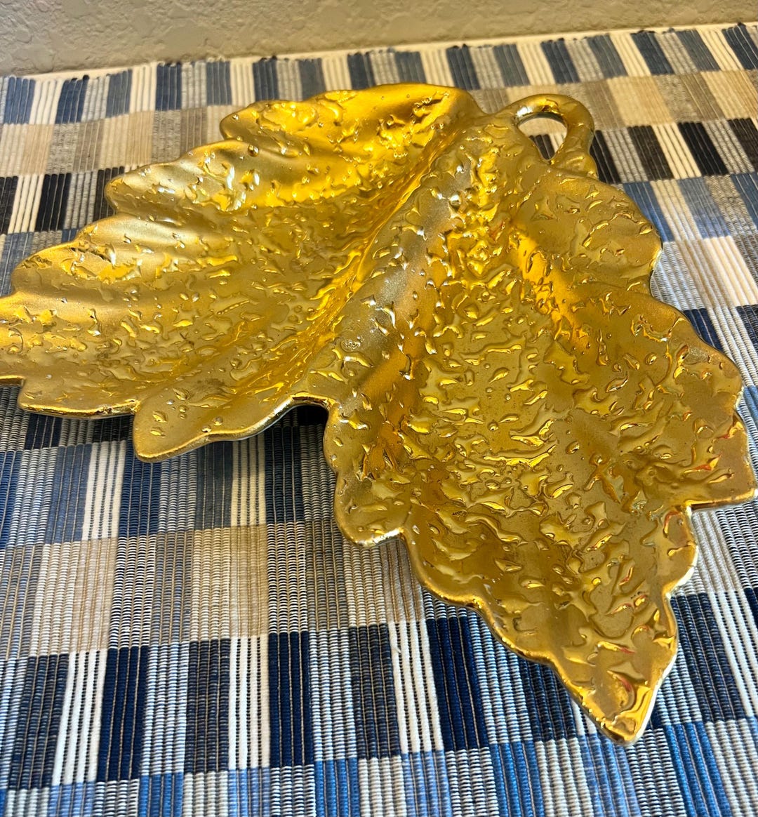 Vintage Weeping Gold 22 Karat Leaf Trinket Dish - Etsy