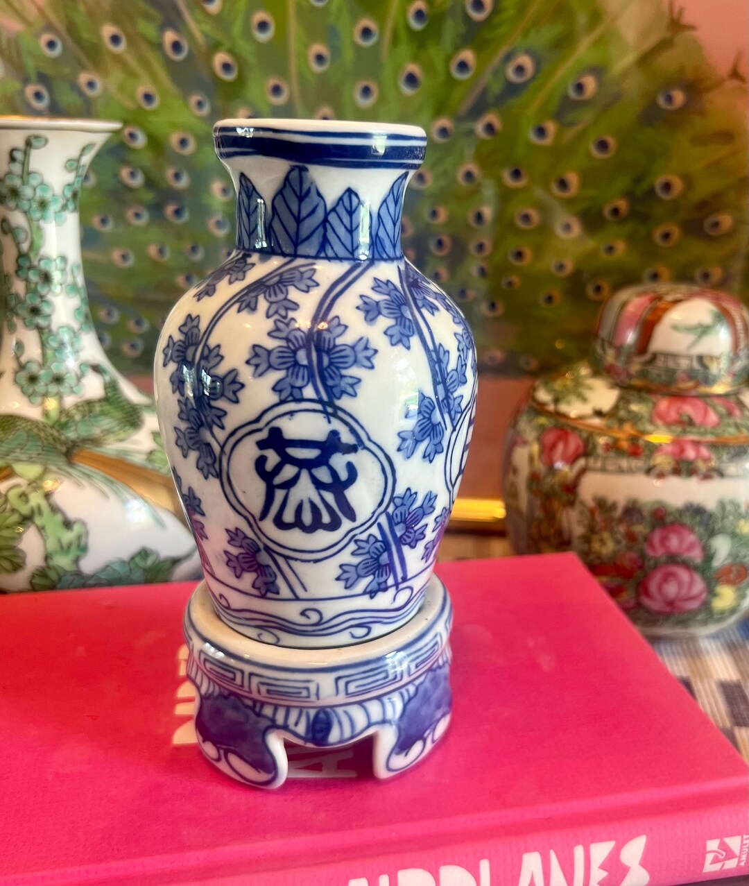 Vintage Chinese Chinoiserie Blue & White Porcelain Vase on Stand, 6.25 ...