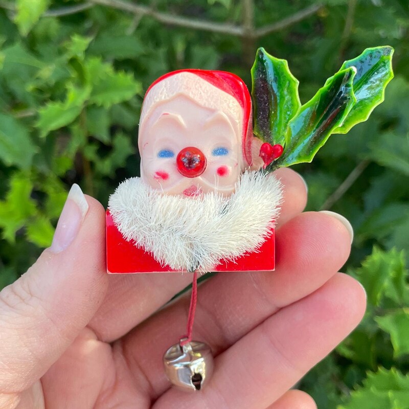 Pull String Pin - Etsy