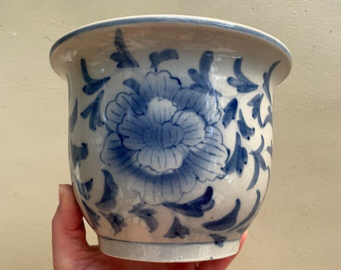 Blue and White Chinoiserie Pot - Etsy
