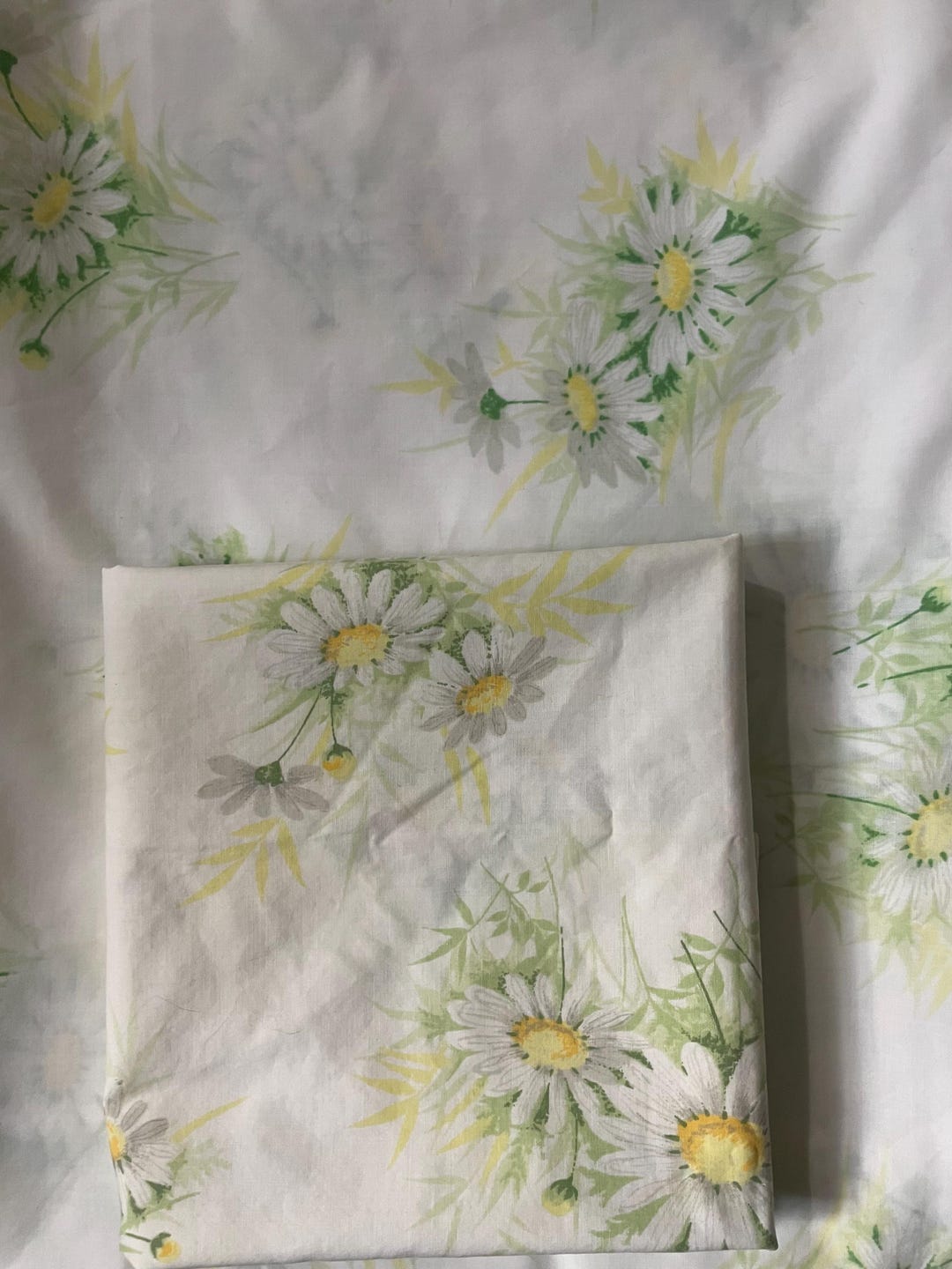Vintage Springmaid Daisy Twin Sheet Set-1 Flat Sheet and 1 Pillowcase ...