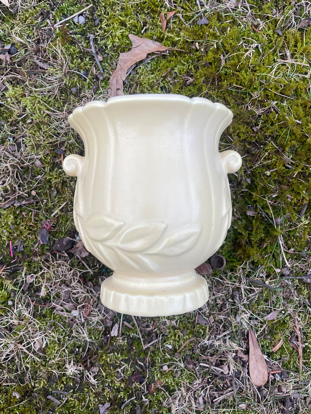 Vintage Weller Pottery Buttercream Matte Flower Pot Vase - Etsy
