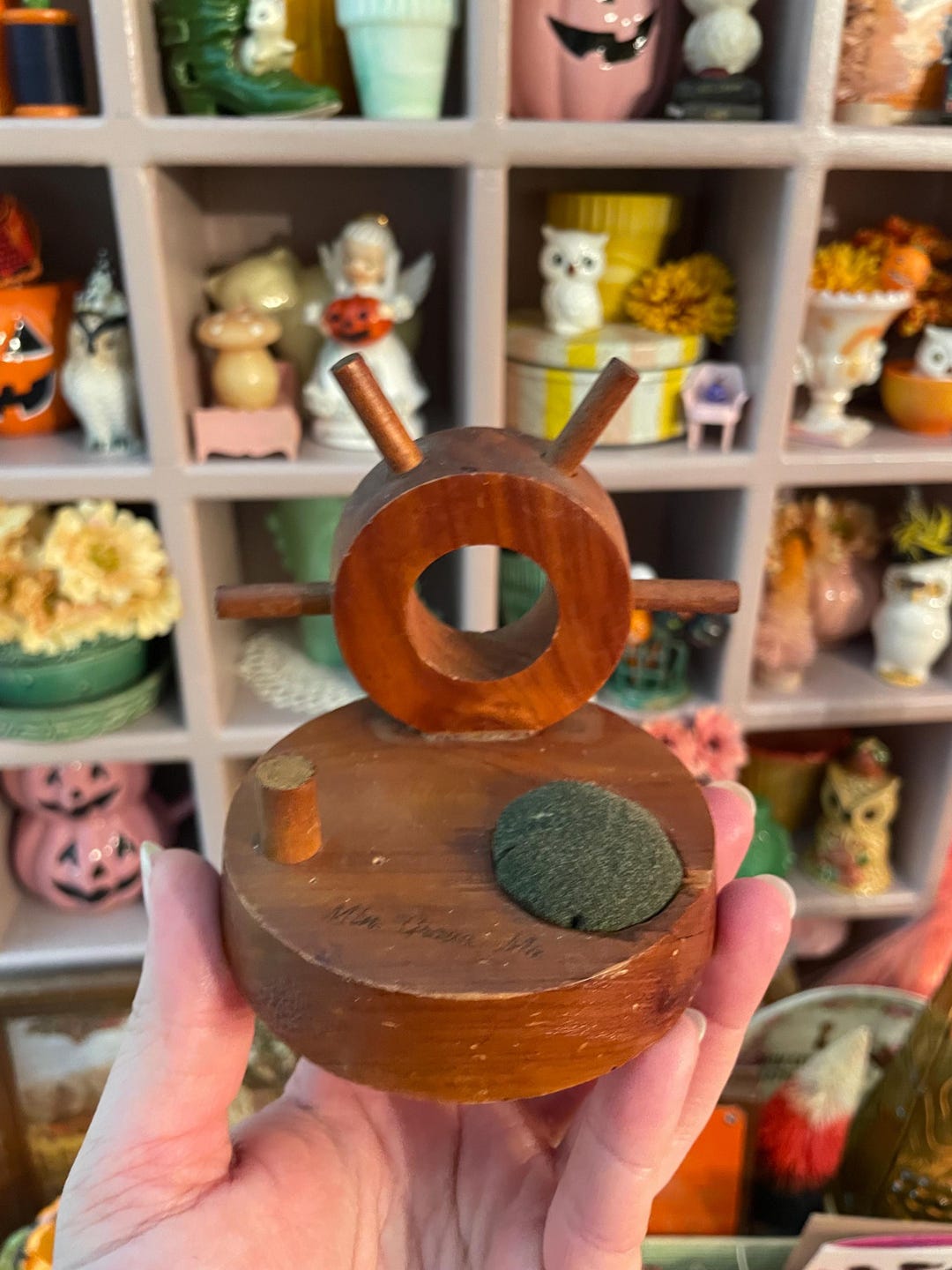 1940s Wooden Oar Pin Cushion and Spool Holder-mountain Grove, Missouri ...