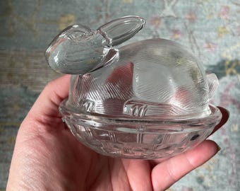 Vintage LE Smith Light Blue Glass Bunny Rabbit on Nest Covered Candy ...