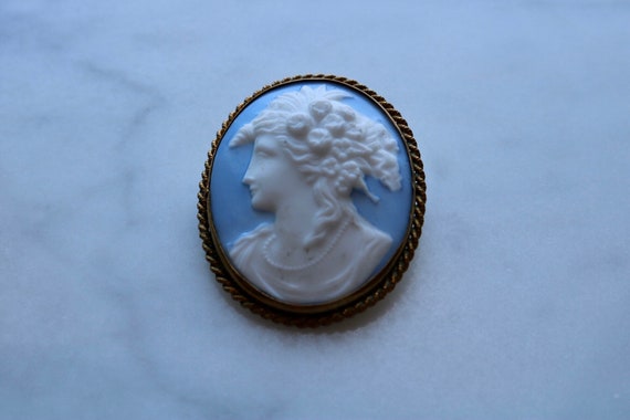 Victorian Antique ceramic painted cameo - Gem