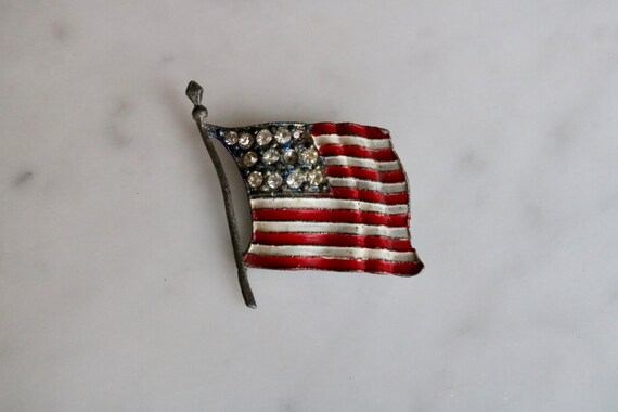 Vintage Little Nemo American Flag enamel pin brooch w… - Gem