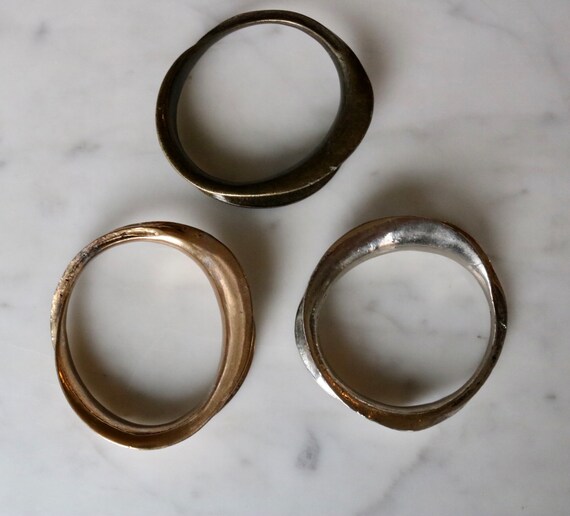 Brutalist tri-colored sand cast metal bangle set - Gem