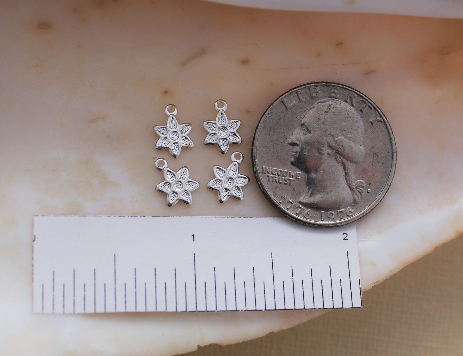 20/50/100 PCS Bright Silver Tiny Flower Charms 10x7mm Lead | Etsy