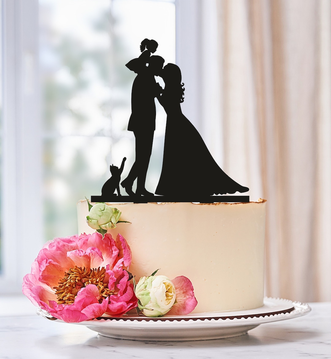 Wedding Cake Topper With Children, Bride and Groom With Little Girl ...