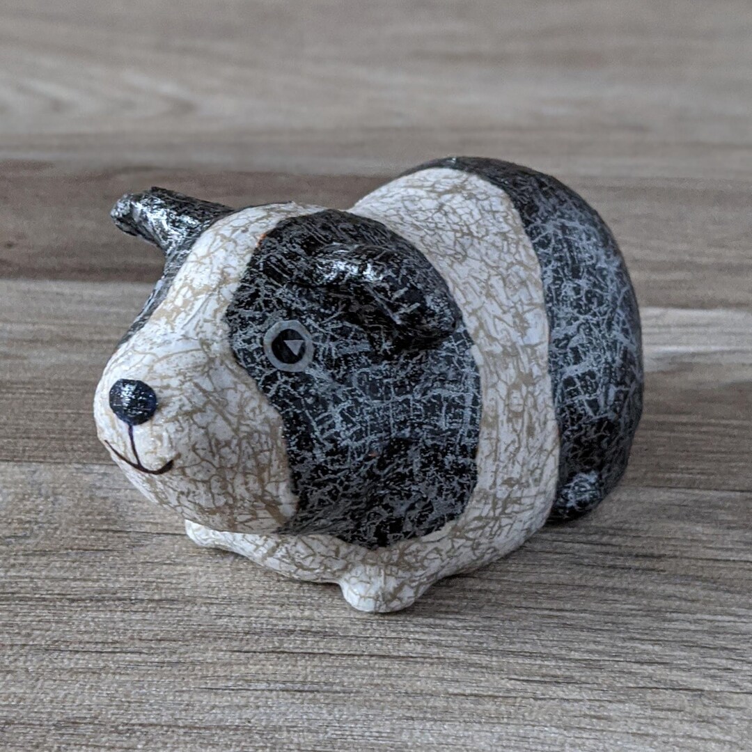 Guinea Pig Craft Kit (decopatch, Black & White), Guinea Pig Gifts ...