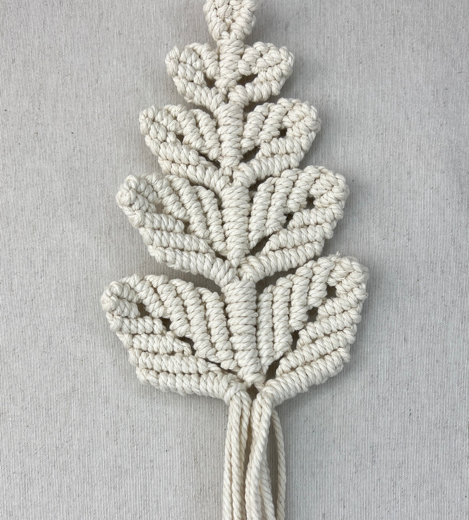 DIY Macrame Branch With Leaves, Macrame Vine PDF Pattern, Macramé ...
