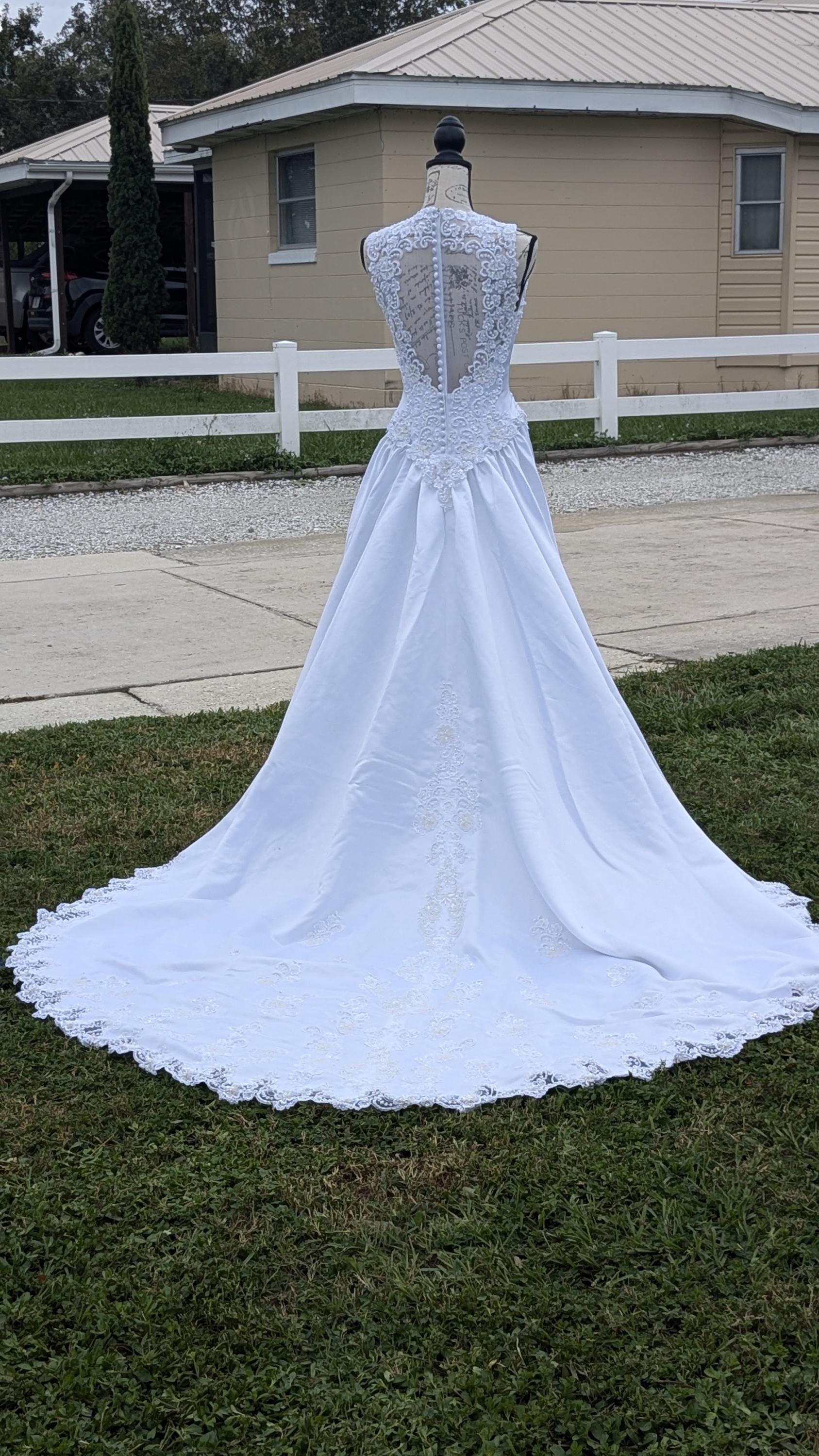 Venus Bridal Wedding Dress With Detachable Train - Etsy