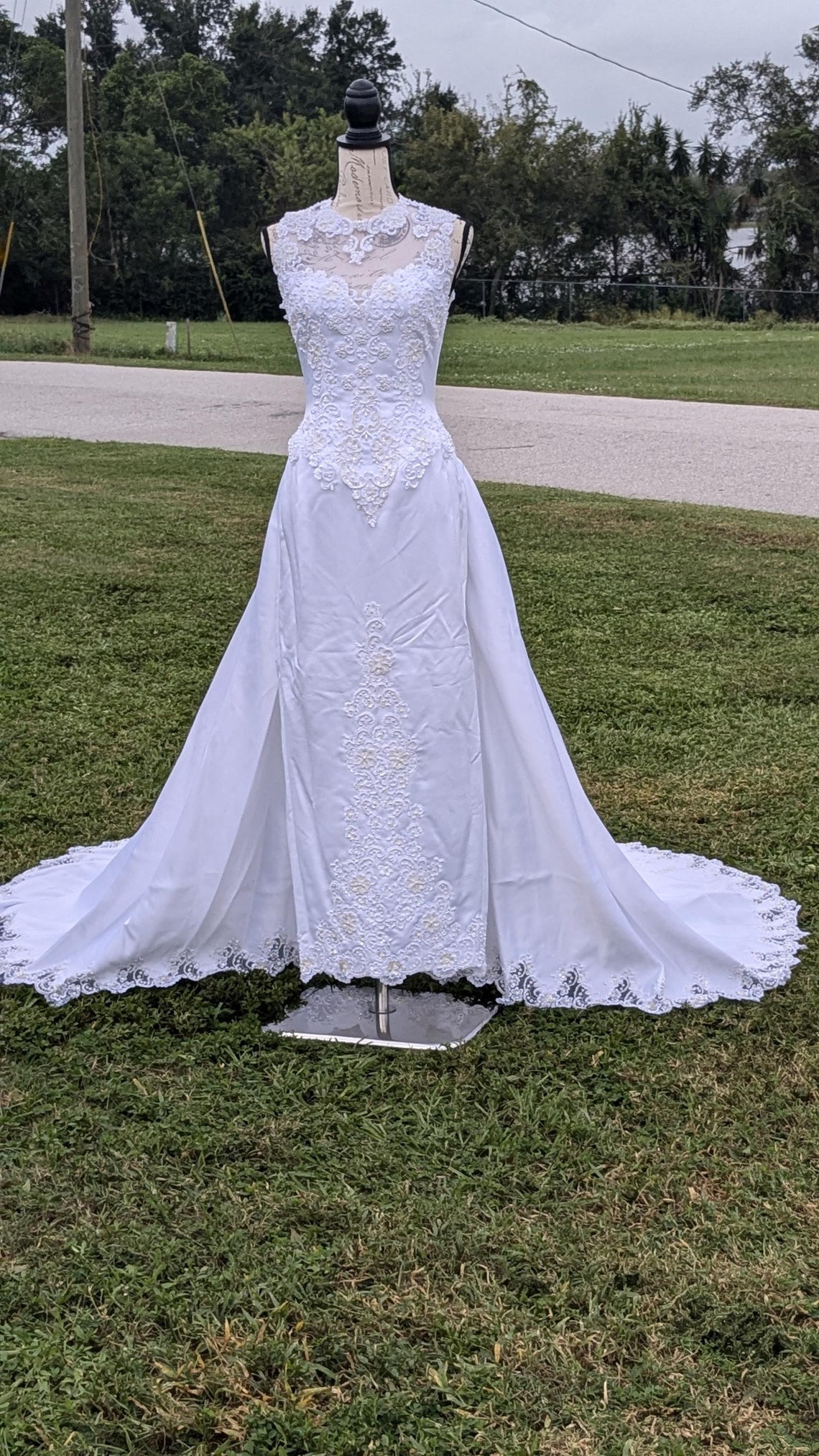 Venus Bridal Wedding Dress With Detachable Train - Etsy