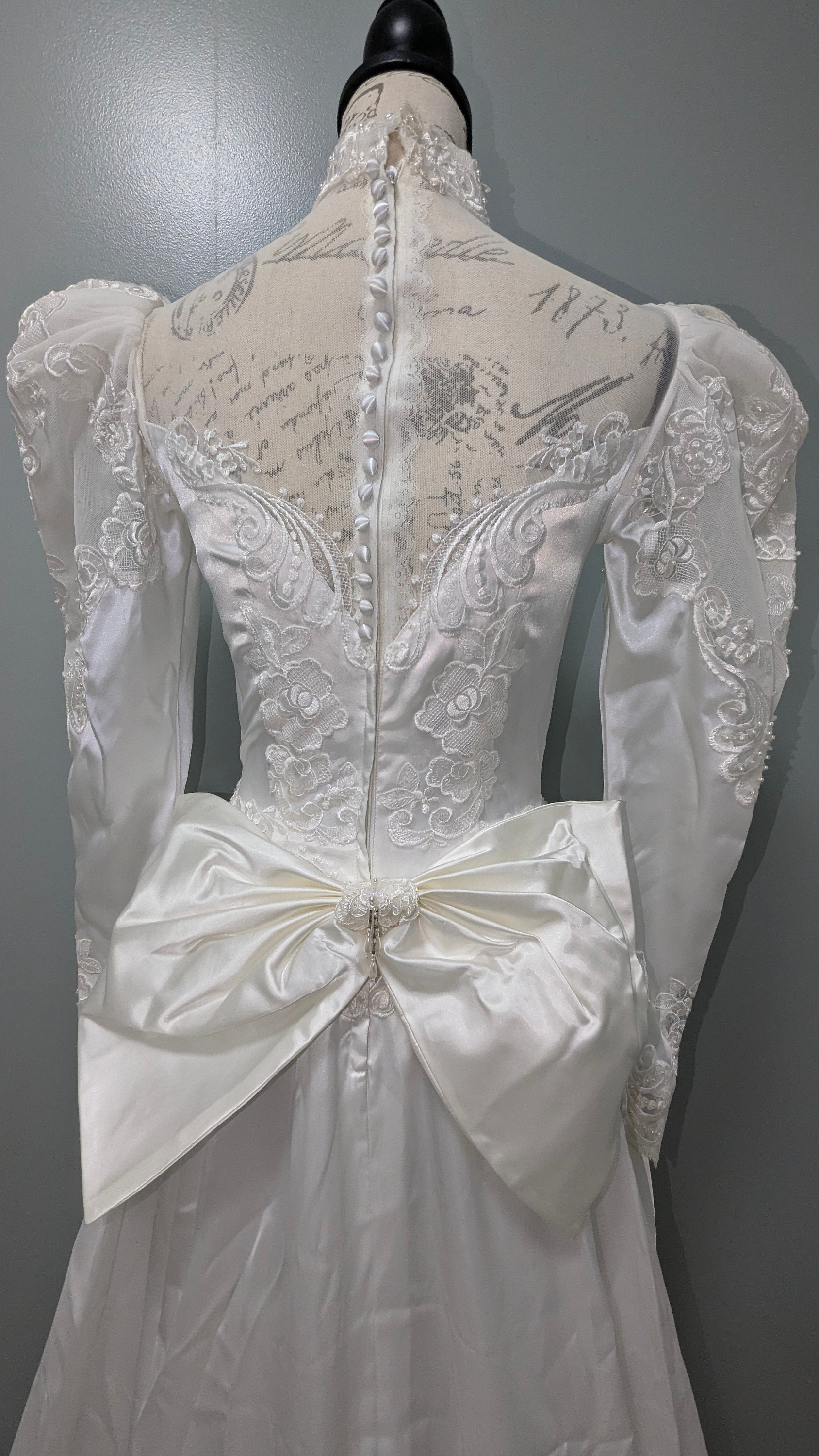 Vintage 80's Style Wedding Dress With Train – Possibly Handmade - Etsy