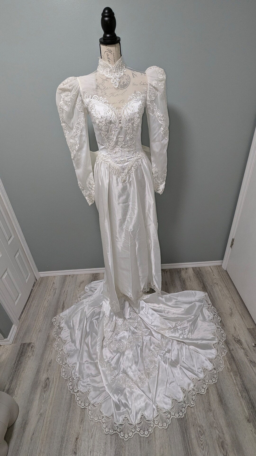 Vintage 80's Style Wedding Dress With Train Possibly Handmade - Etsy