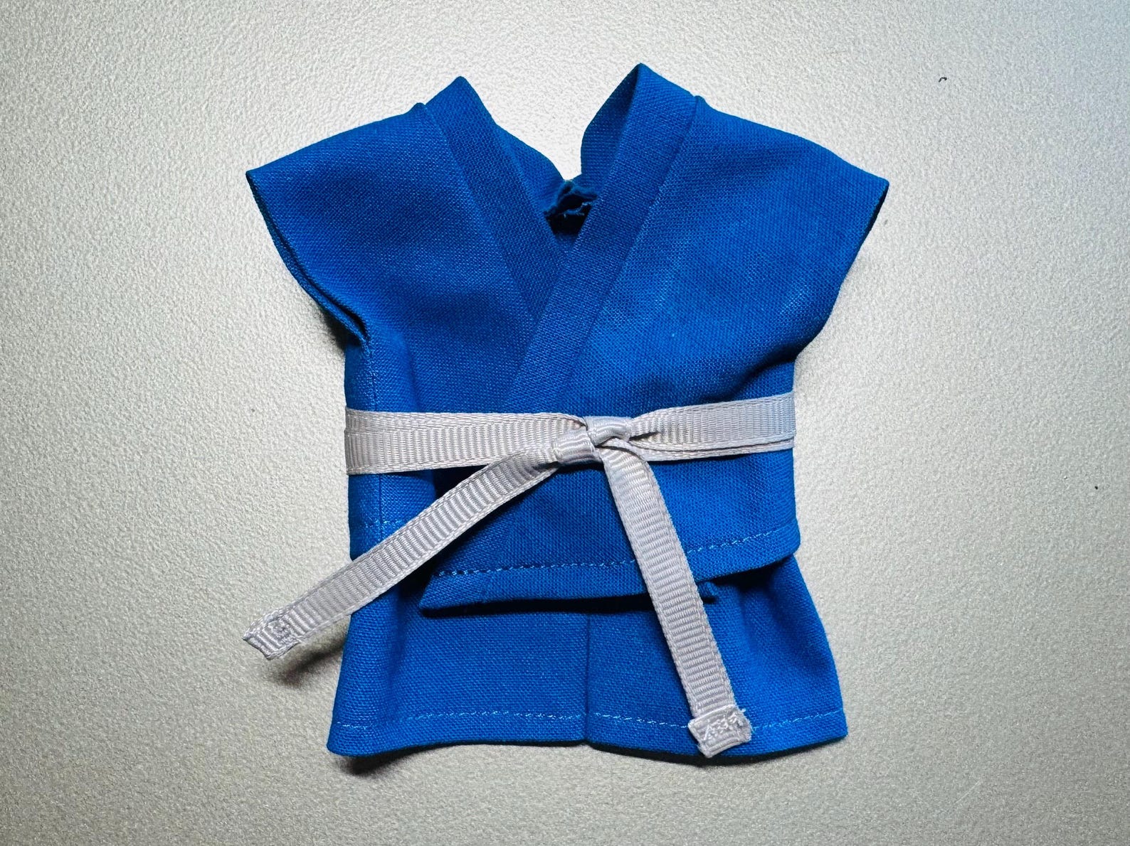 Monsters Elf Karate Gi Uniform Costume, Outfit, Martial Arts Belts, Tae ...