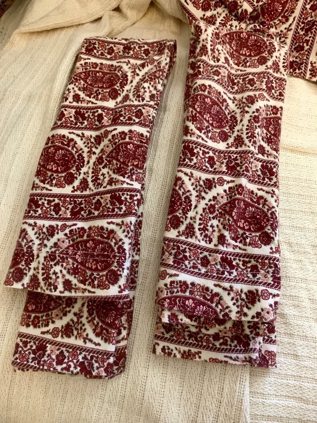 Vintage Waverly Paisley Cotton Flannel Pillowcase Pair , Burgundy Red ...