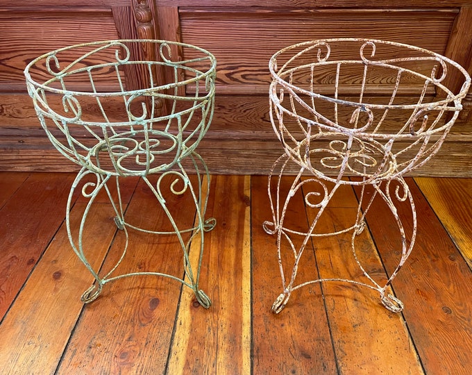 Handmade Shaped, Scrolled & Welded Metal Plant Flower Stands ...
