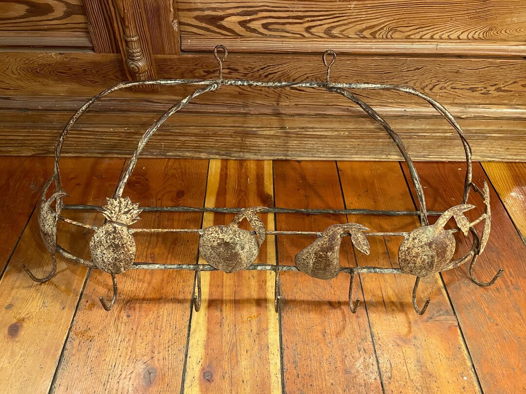 Authentic Handmade Cutout, Shaped & Welded Metal Wall Hanging Oval ...