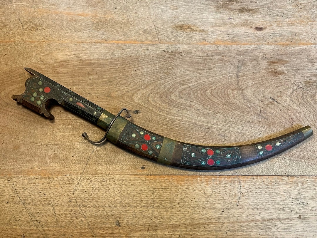Authentic Vintage 1960's India/middle East Style Curved Blade Knife ...